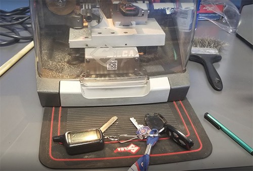 Key Duplication | Chicago & Villa Park, IL Locksmith | Keyway Lock ...